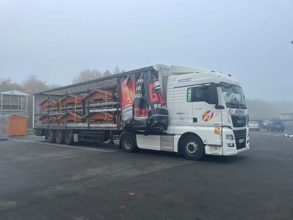 Le chalet pliable en un seul module - Chalets pliables Lorréard